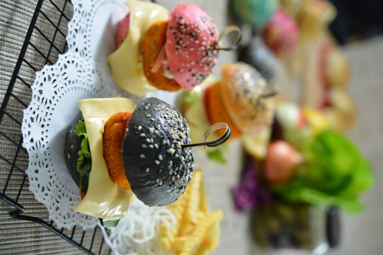 Resipi Kuih Cara Berlauk Daging Paling Mudah, Lembut, Lemak & Sedap.