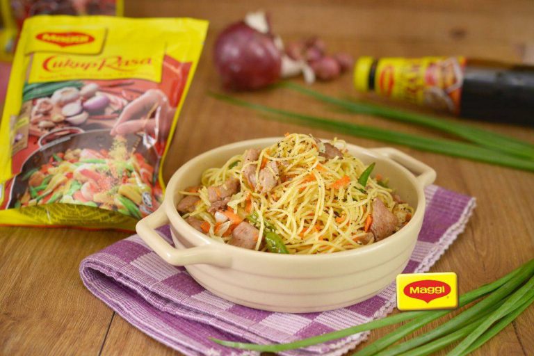 Resipi Maggi Kari Tumis Sedap. Menu Paling Simple & Cepat Masak.