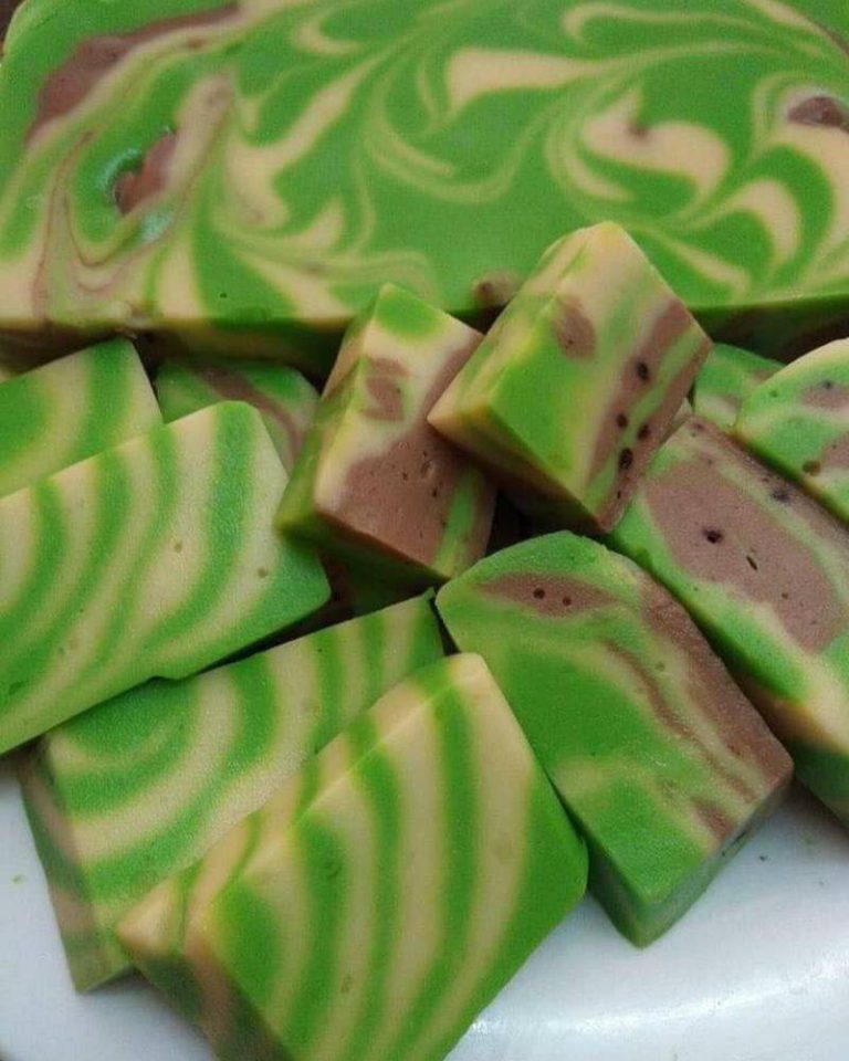 Koleksi Kuih Muih Mudah Buat Sendiri & Sedap.