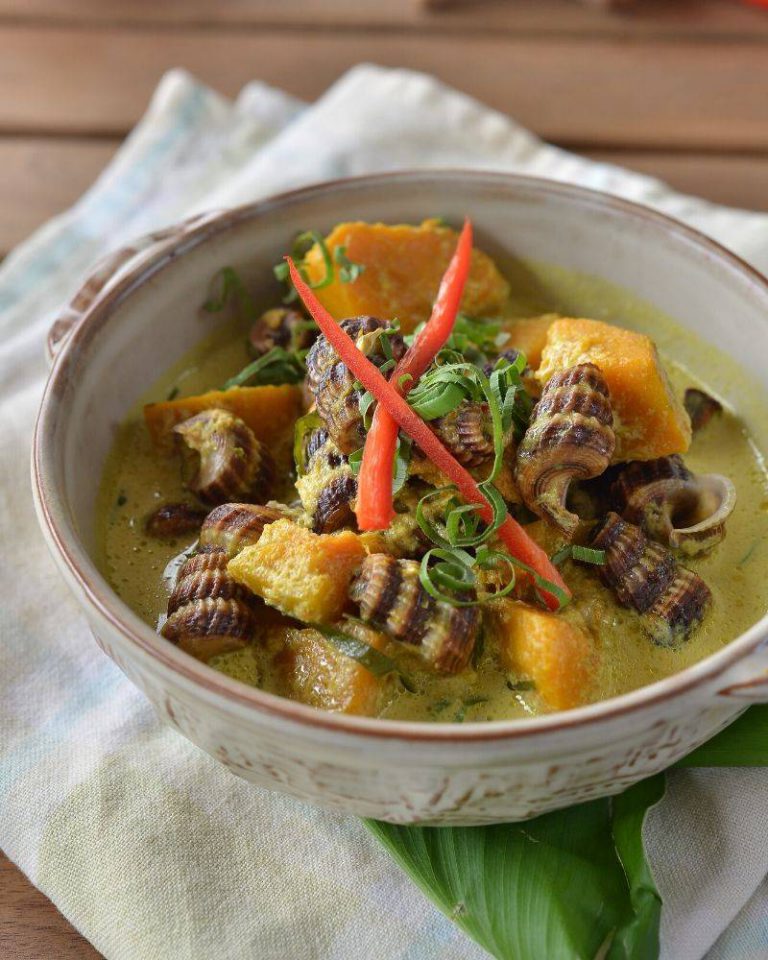 13 Masakan Wajib Order Bila Makan Di Restoran Seafood Yang Anda Pun ...