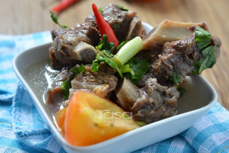 Sedapnya Hirup Kuah Singgang Tulang!