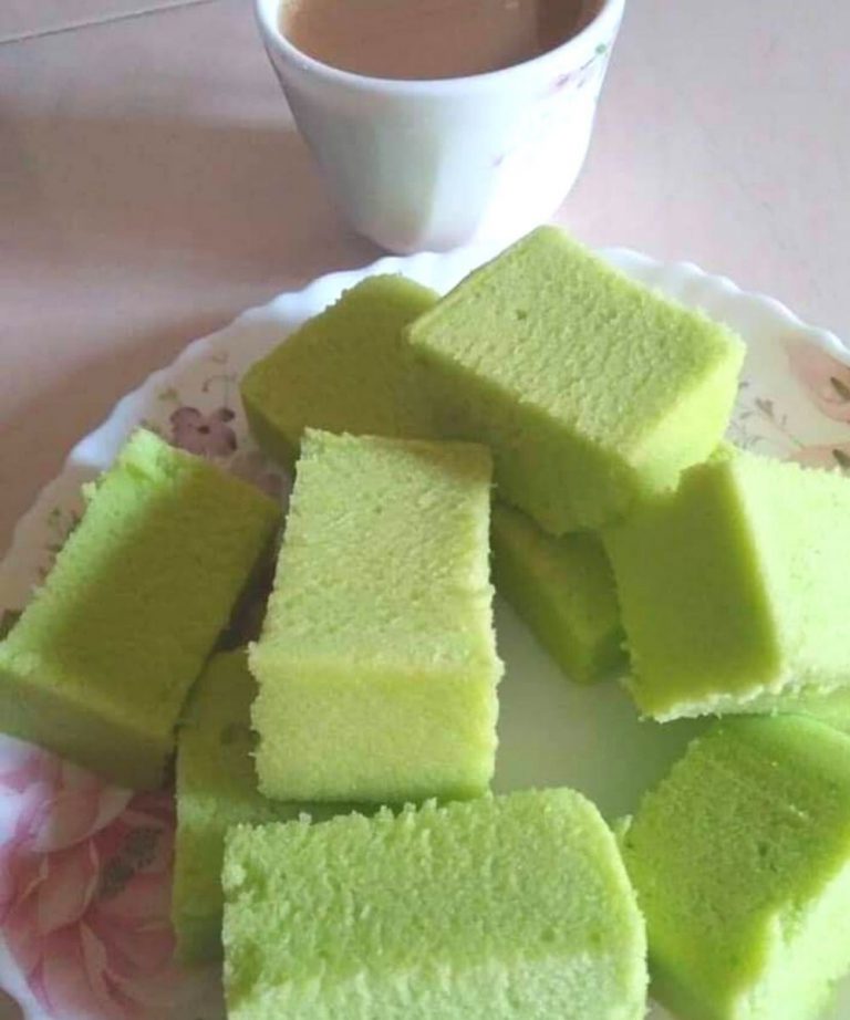 Resipi Sarawak Kek Lumut Hijau Kukus Creamy & Moist